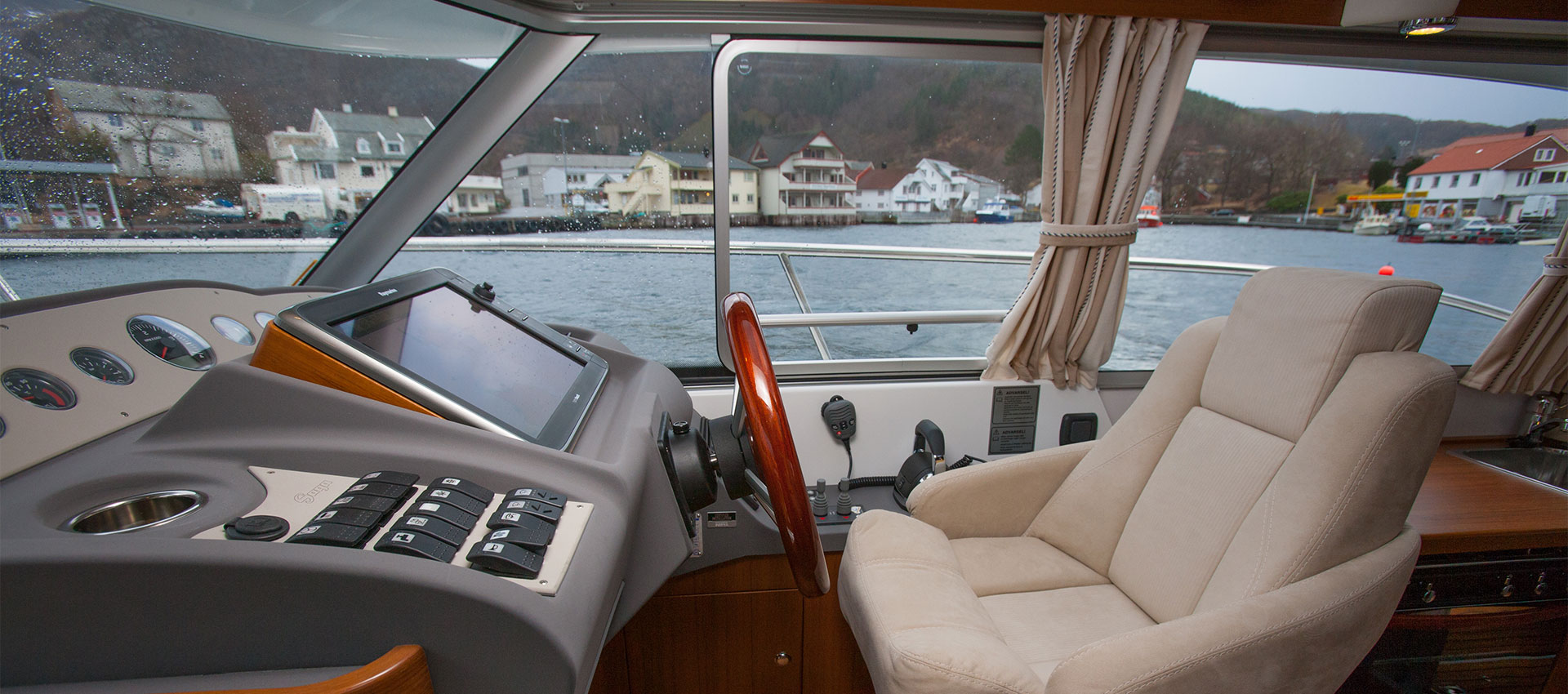 Saga 325 › BM Yachting