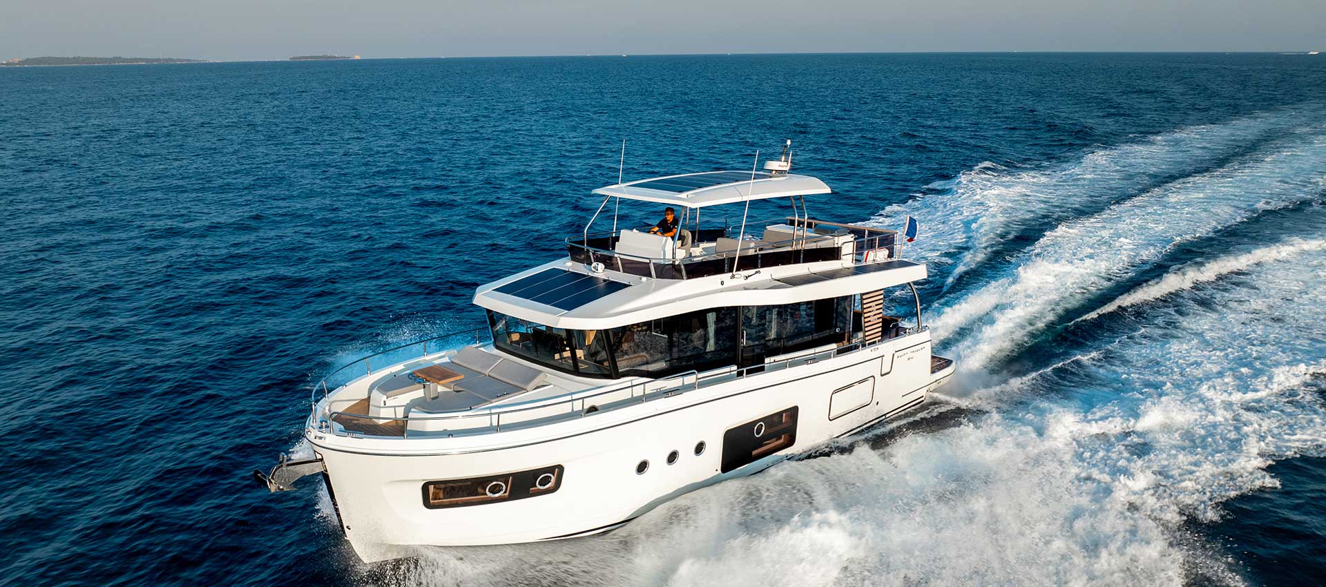 Swift Trawler 54 › BM Yachting